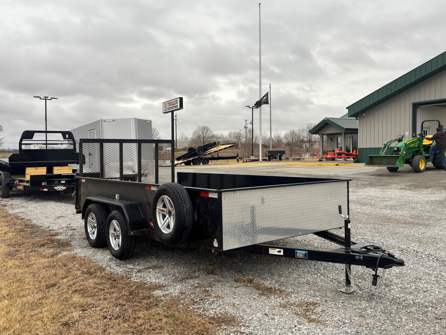 H&H Trailers - Hwy 71 Trailer Superstore in Clarinda, IA