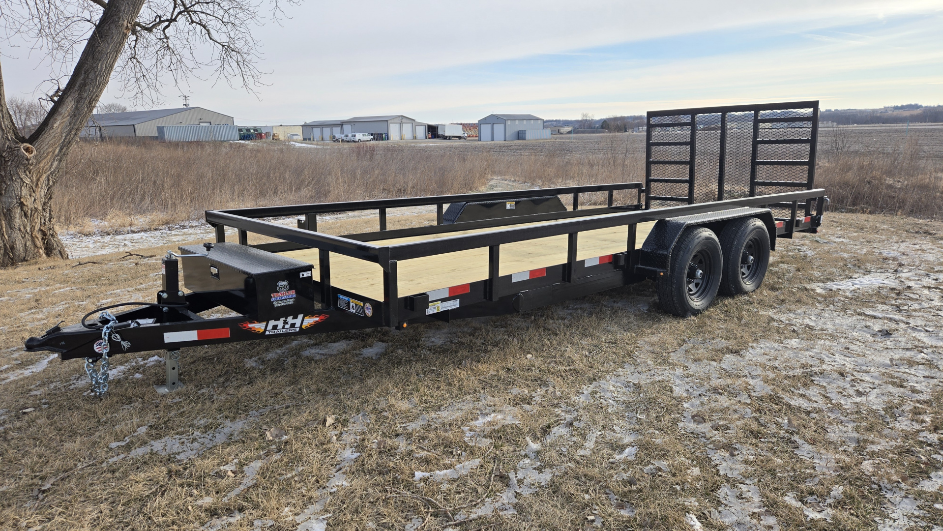 H&H Trailers - Hwy 71 Trailer Superstore in Clarinda, IA