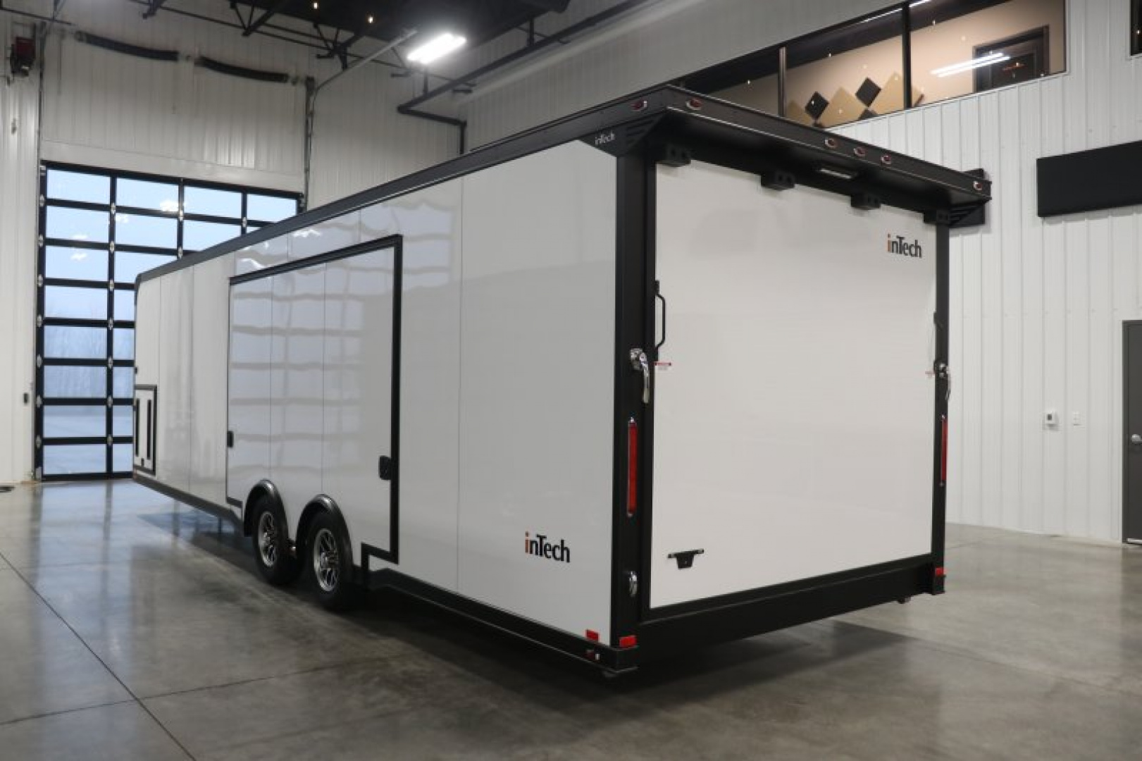 New In-Tech Lite 8.5x28 Race Trailer-10K White W/ Black Trim- L Base ...