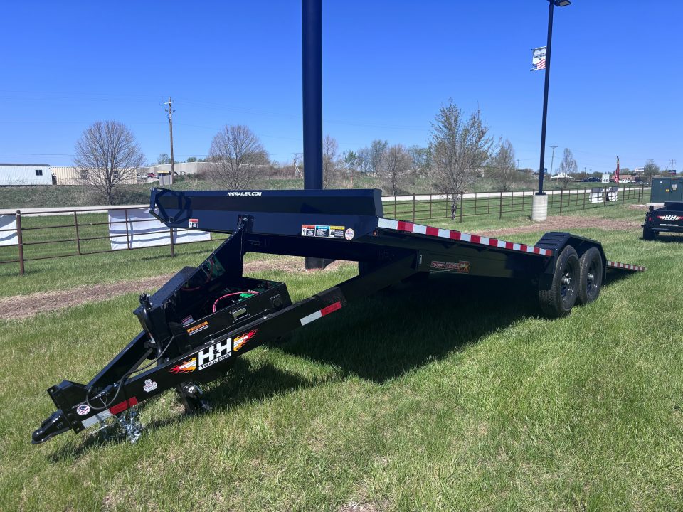 H&H Trailers - Hwy 71 Trailer Superstore in Clarinda, IA
