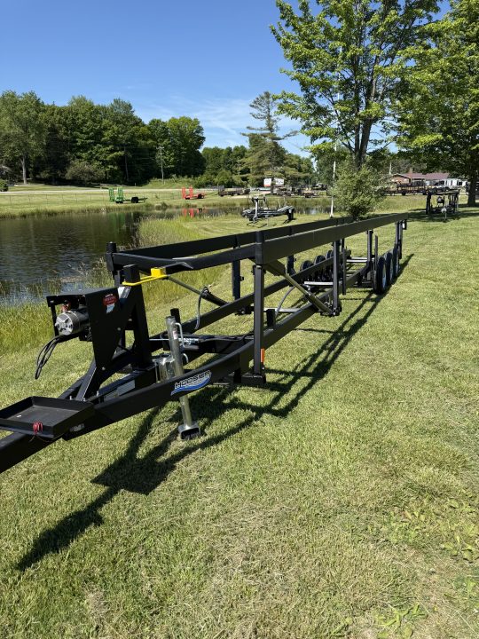 New 2026 Hoosier 24-26' TRIPLE AXLE TRITOON HYDRAULIC Boat Trailer for ...