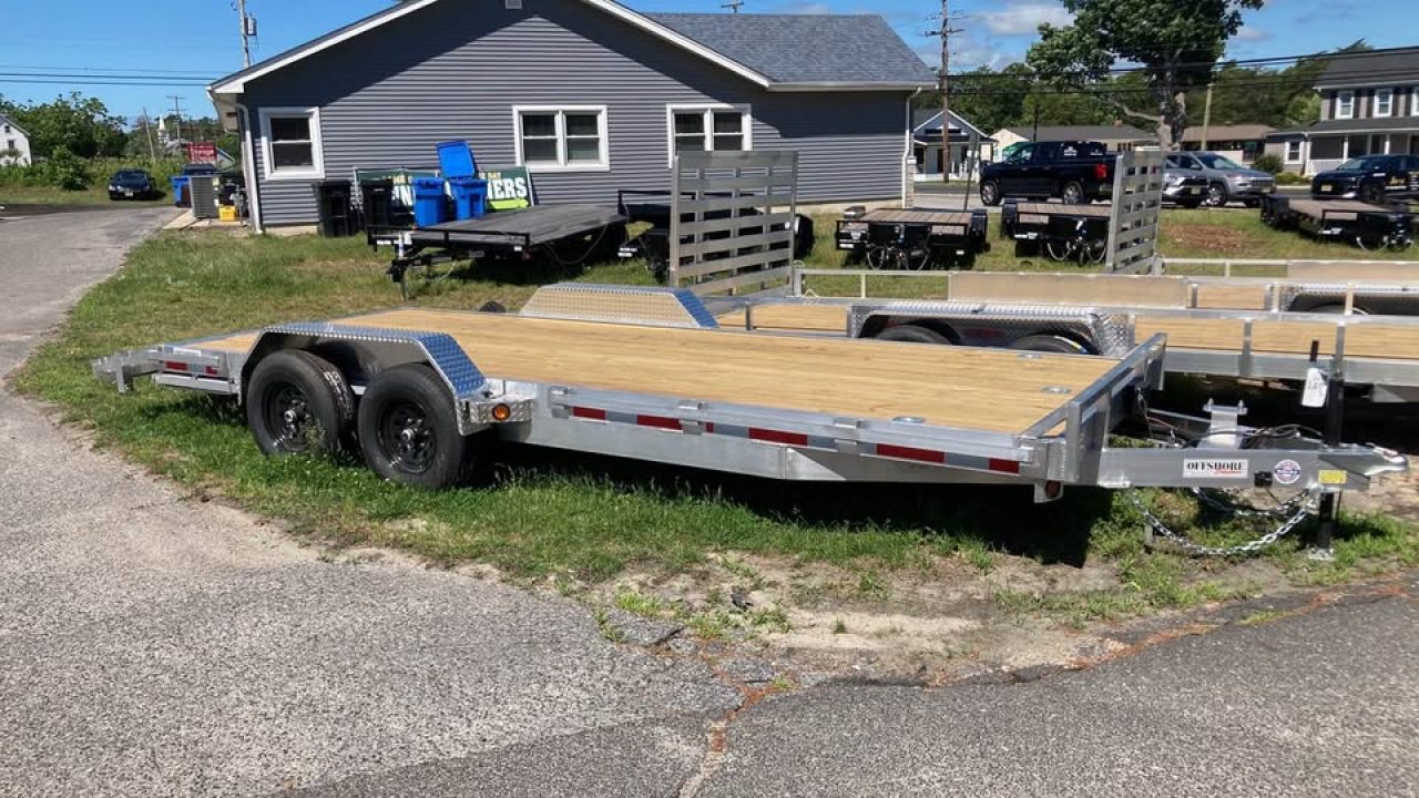 New 2026 P & T Trailers 18' wood deck Car Hauler for sale in Marmora, NJ