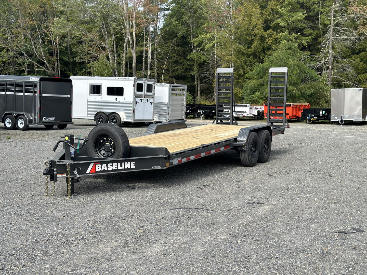 New 2025 Diamond C Trailers 82"X22' LOW PROFILE HEQ208 Equipment Trailer