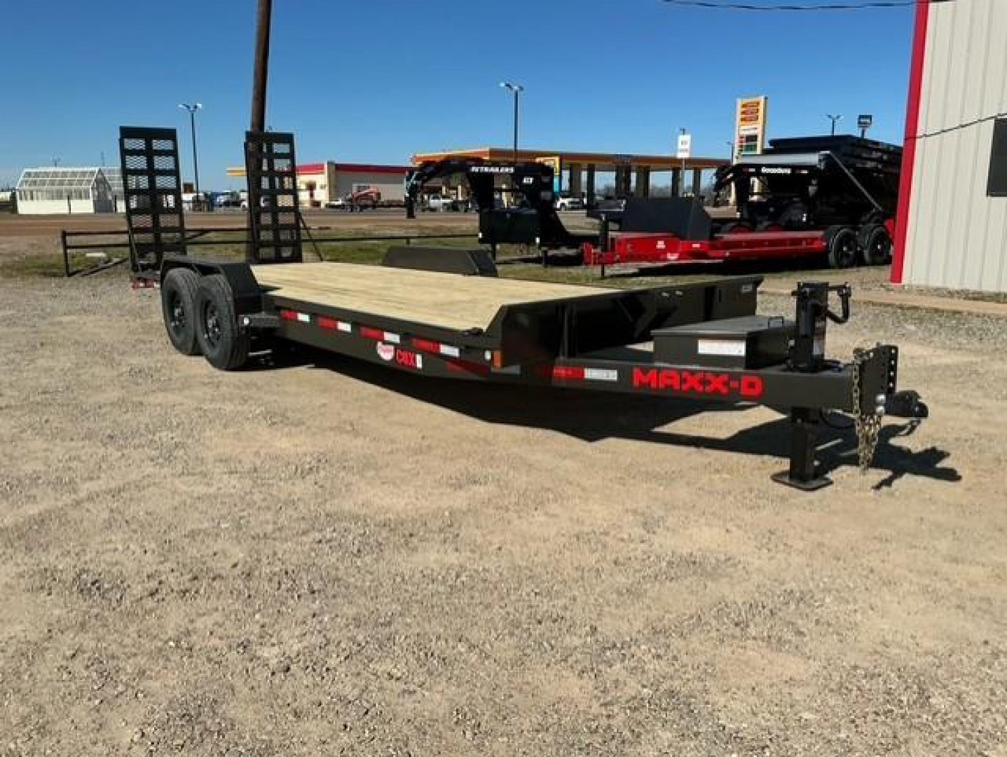 New 2025 MAXX-D 83"x22' BP 6" Channel Carhauler - C6X