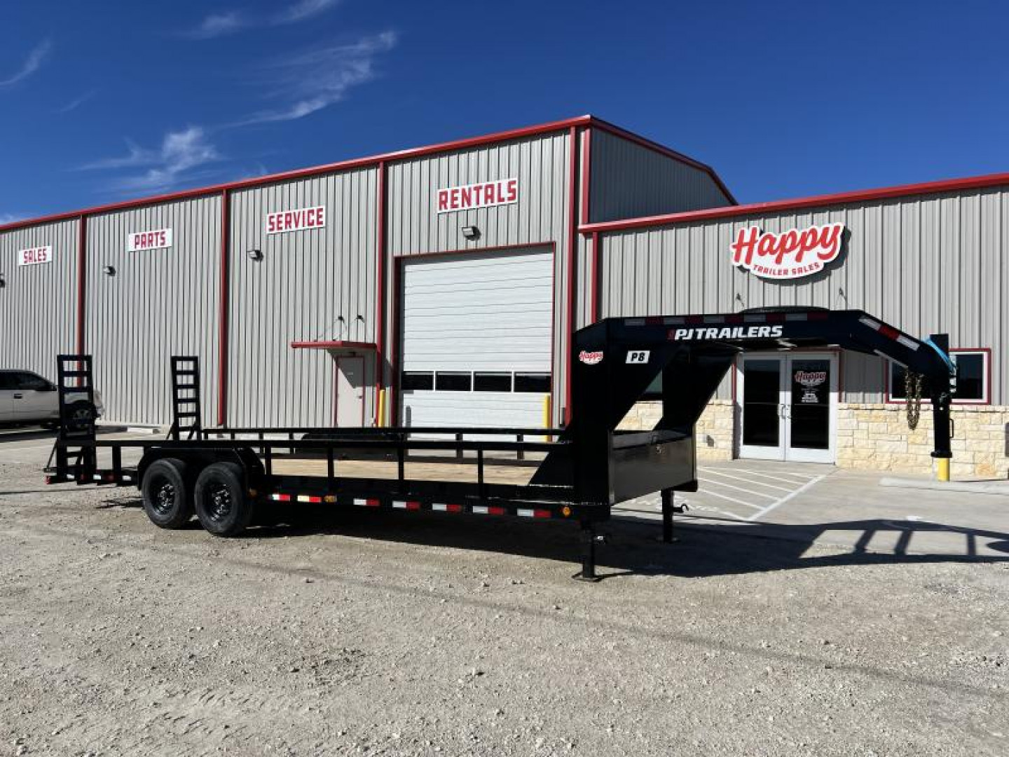 New 2025 PJ 83"x24' GN Angle Pipetop Trailer - P8
