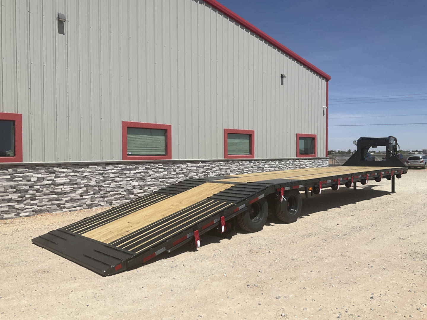 New 2025 Diamond C 102"x40' Engineered Beam FMAX212 w/ Hyd. Dovetail ...