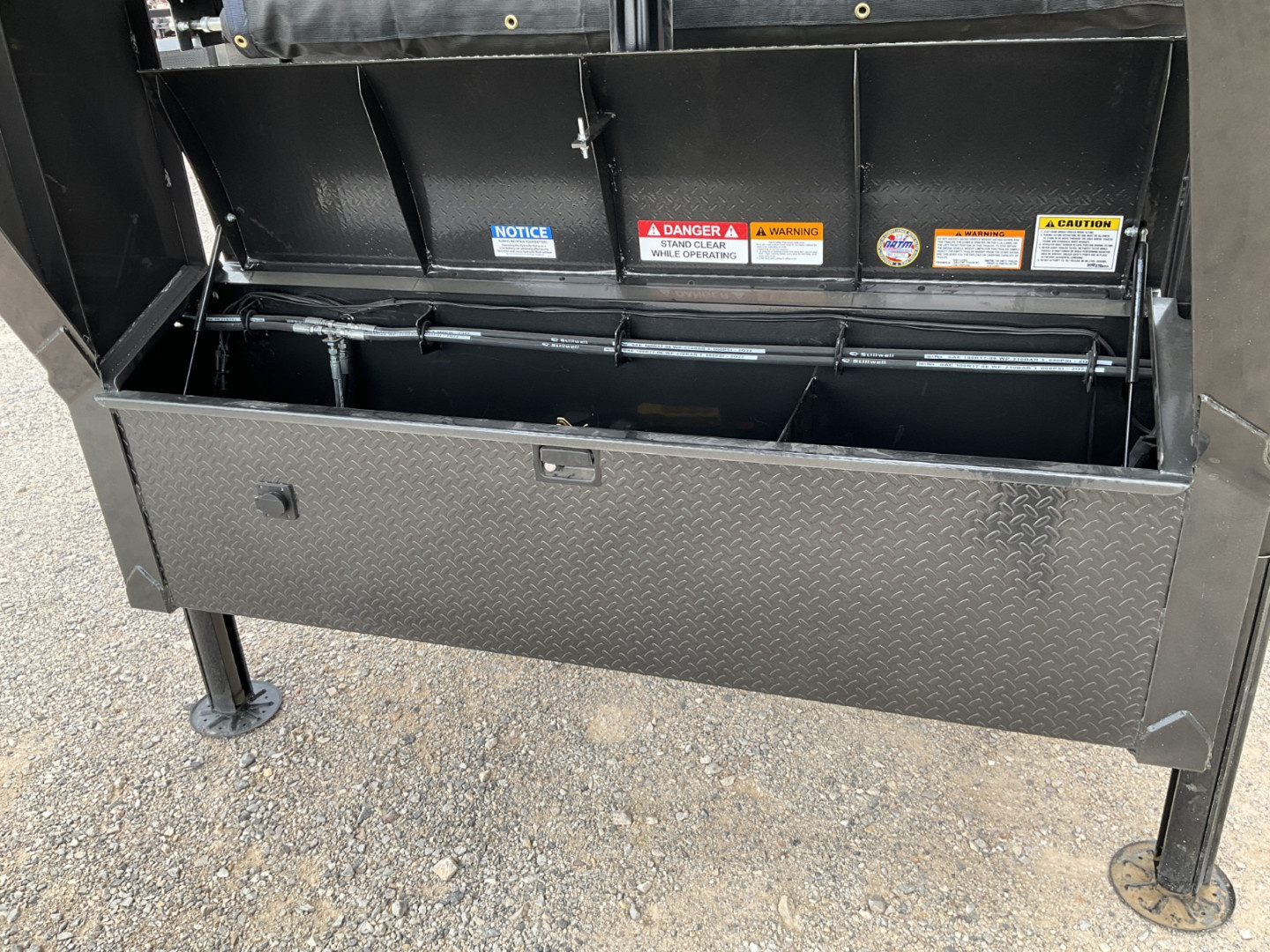 New 2025 Diamond C 82"x16' GN HD Low Profile Telescopic Dump w/ 32 ...