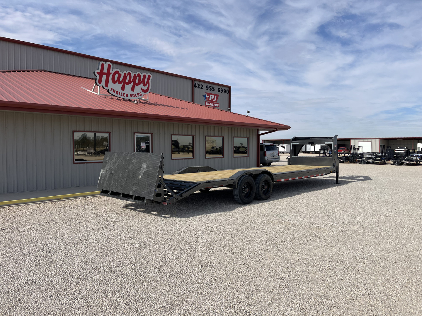 New 2025 Diamond C 102"x30' GN Extreme Duty Equipment Trailer - LPX-GN210