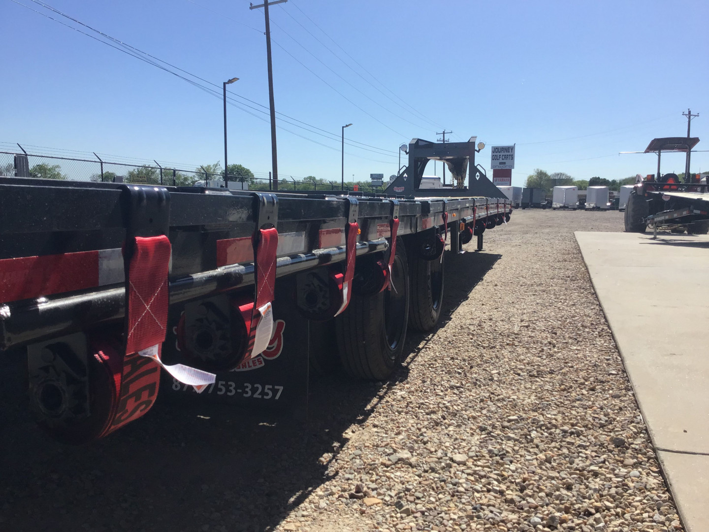 New 2025 Diamond C 102"x40' Engineered Beam FMAX216 w/ Hyd. Dovetail ...