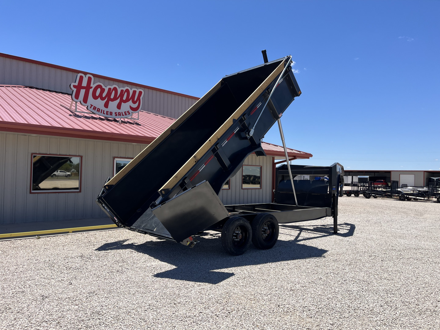 New 2025 Diamond C 82"x16' GN HD Low Profile Telescopic Dump w/ 32 ...