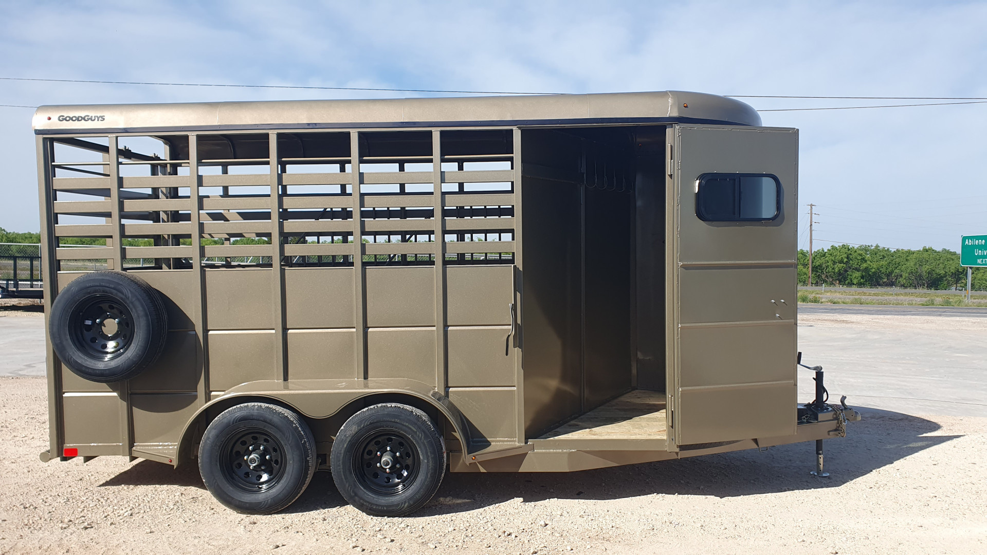 New 2026 Good Guys 16'x6' Horse Trailer w/Tack Room - Roper