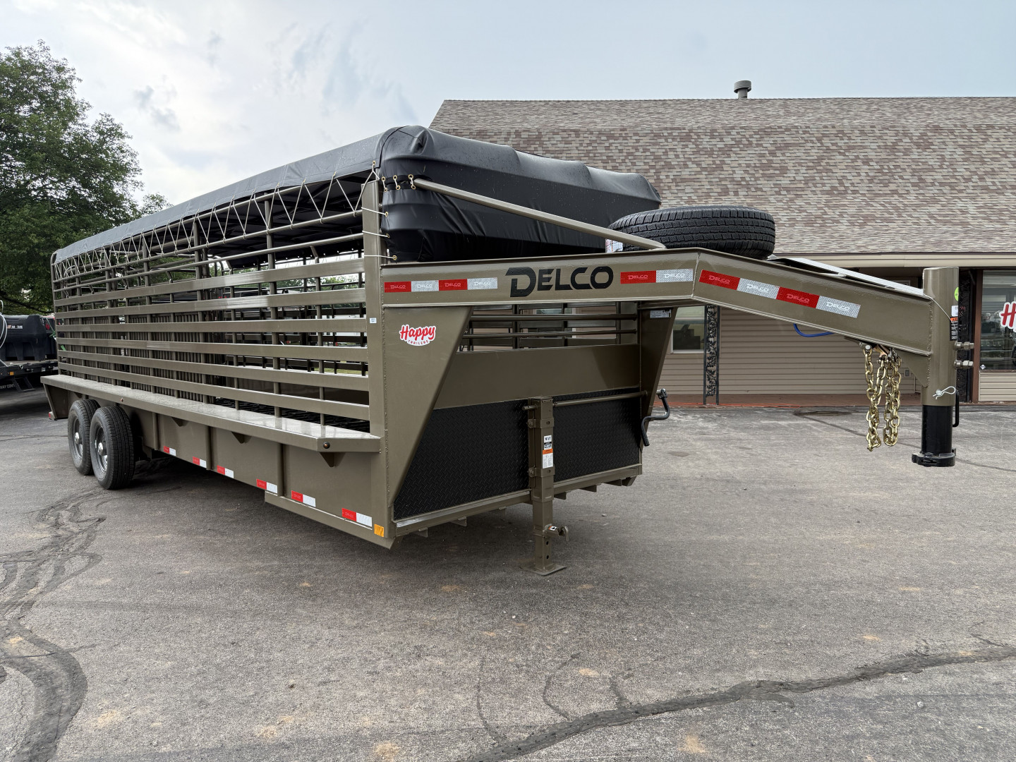 New 2025 Delco 6'8"x24' GN Bar Top Livestock Trailer - B8 Cattleman for ...