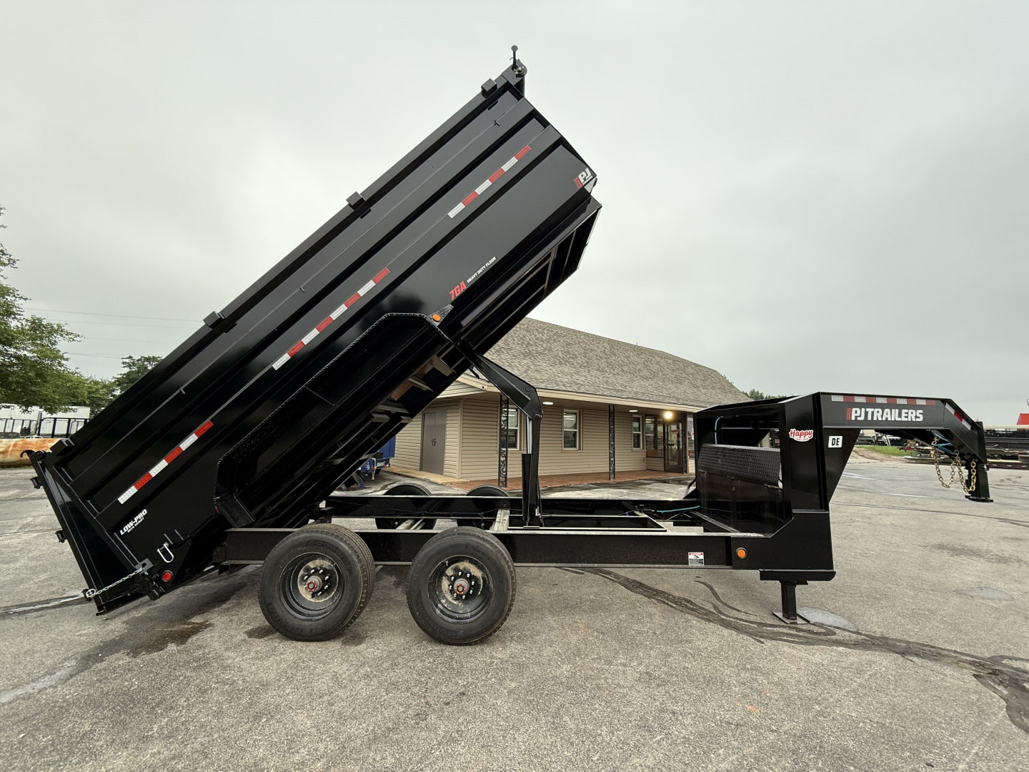 New 2026 PJ 82"x16' GN Tandem Axle HD Low Pro Dump w/ 48" Sides - DE ...