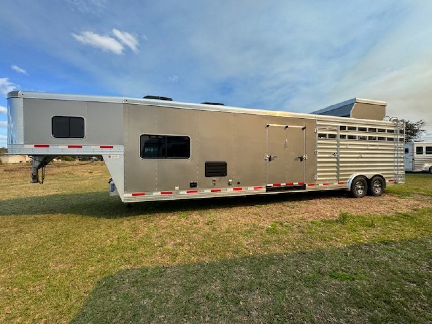 New 2024 EXISS TRAILERS 8033 Stock / Stock Combo Trailer W/ Bunks & Hay ...