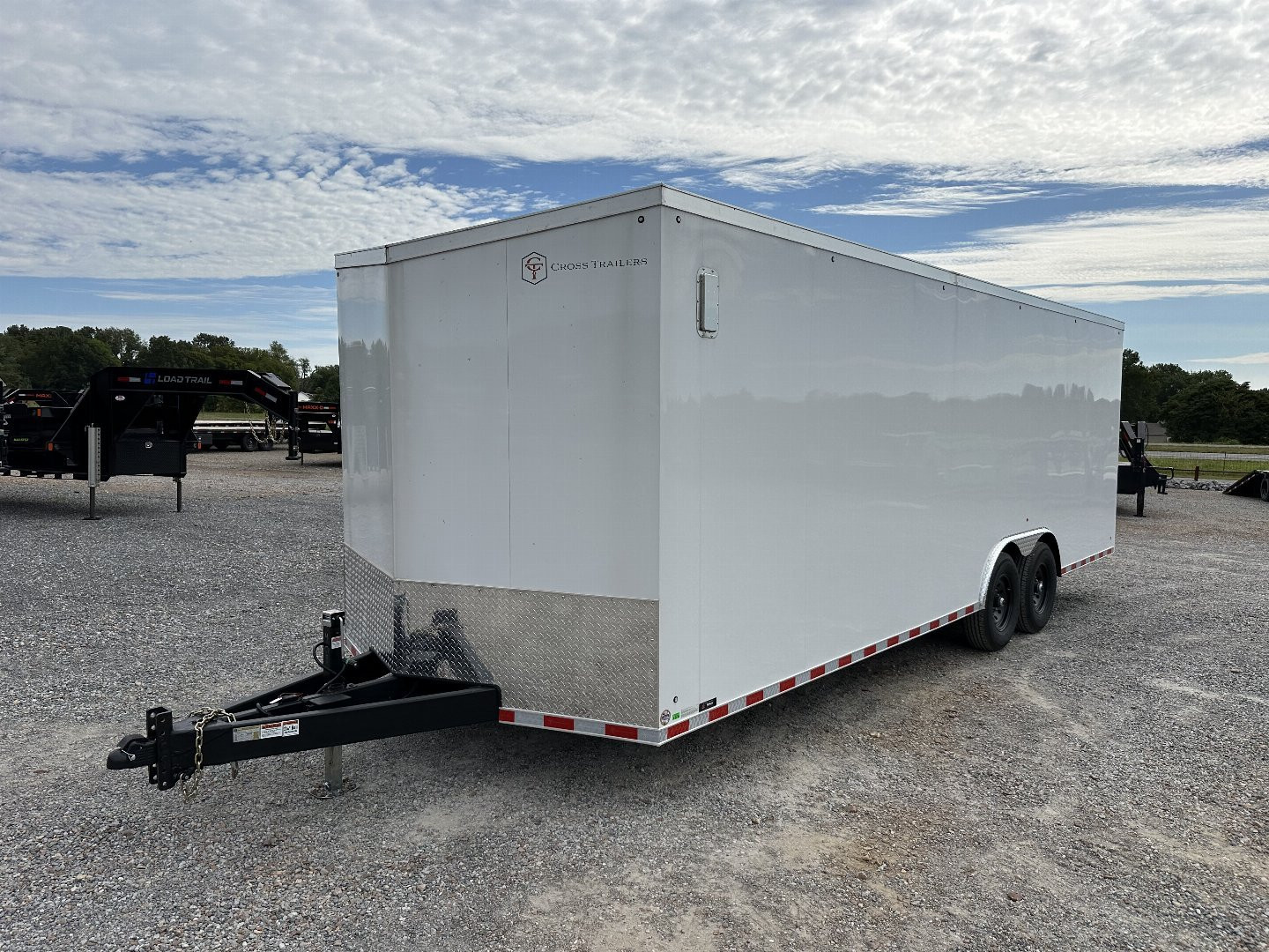 New 2025 Cross 8.5'X24' 14K Enclosed Trailer