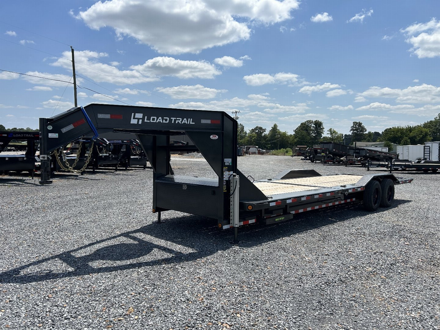New 2024 Load Trail 102" x 26' 20K Gooseneck tilt Trailer