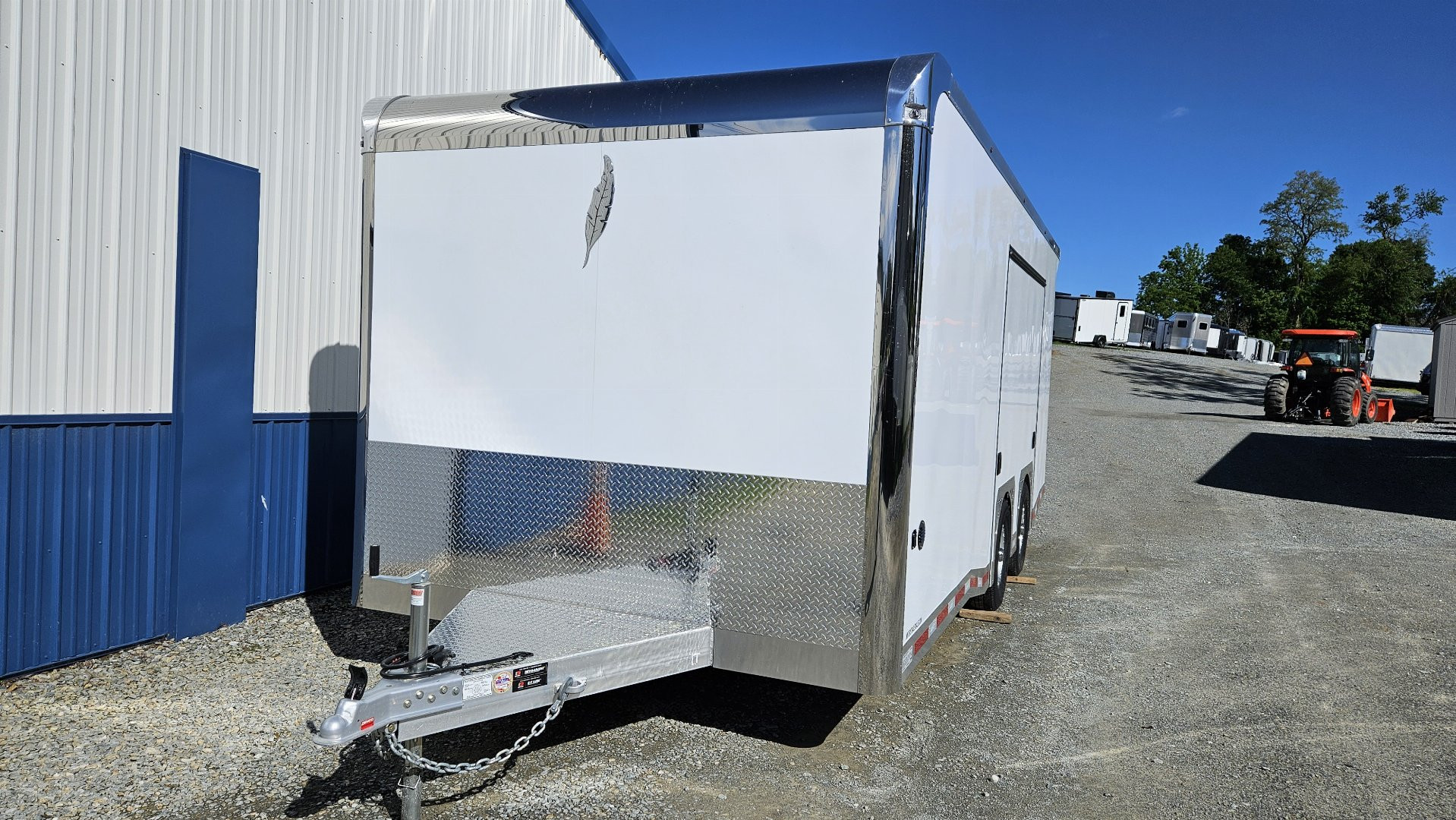 New 2025 Featherlite Trailers 4410 8.5X20TA Car / Racing Trailer