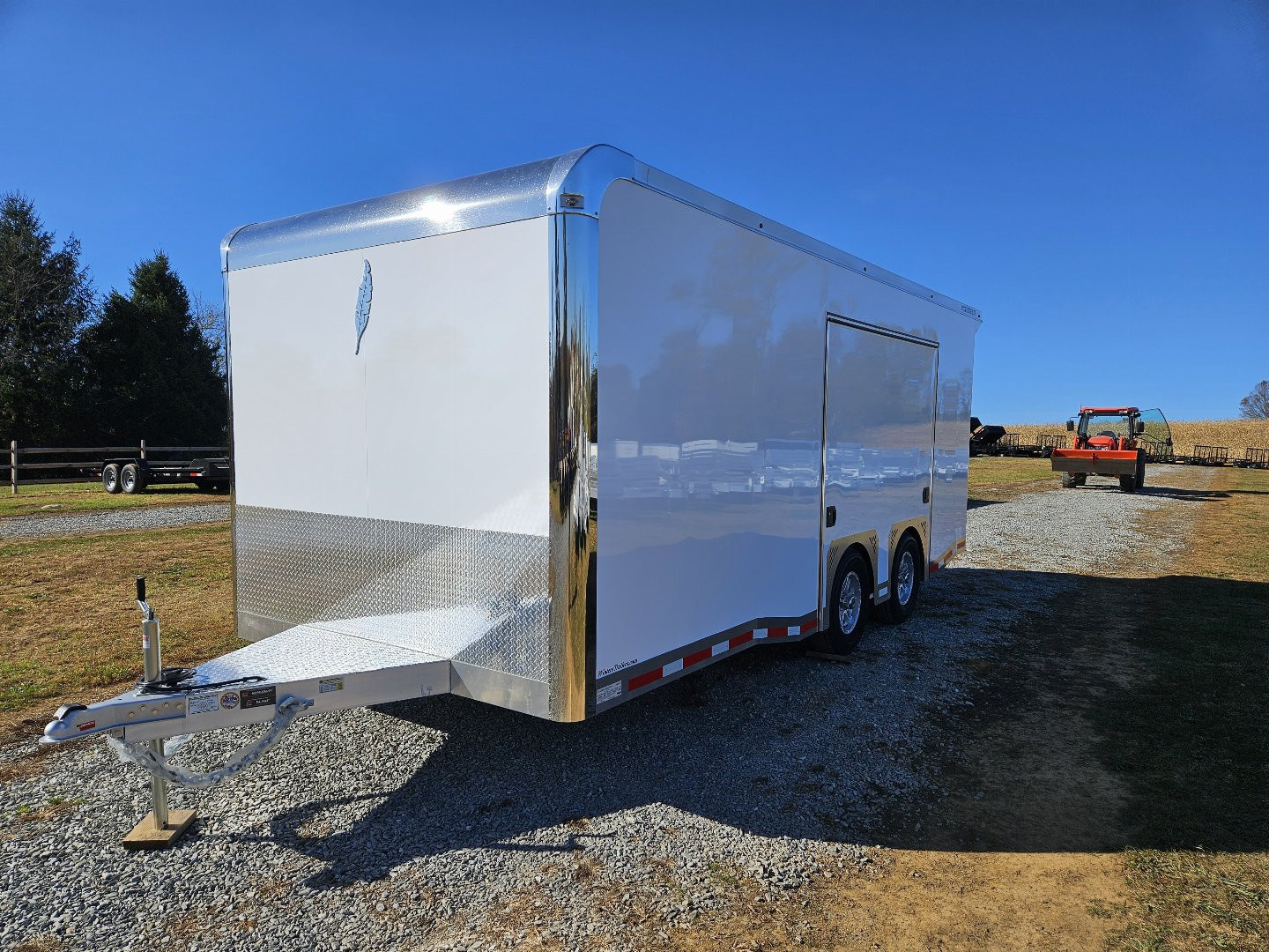 New 2025 Featherlite Trailers 4410 8.5X20TA Car / Racing Trailer
