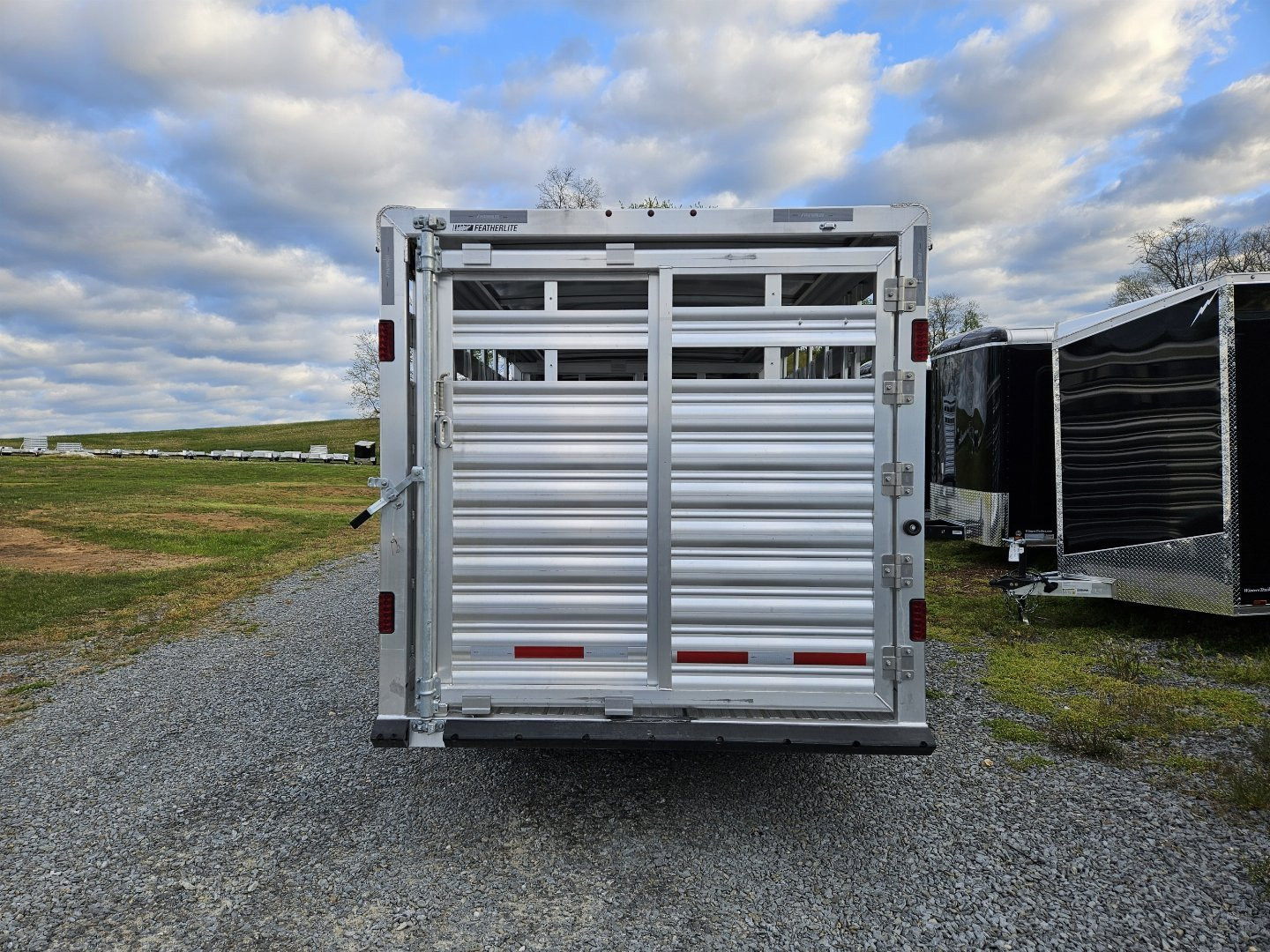 New 2025 FEATHERLITE TRAILERS 8127 7x20 Stock / Stock Combo Trailer