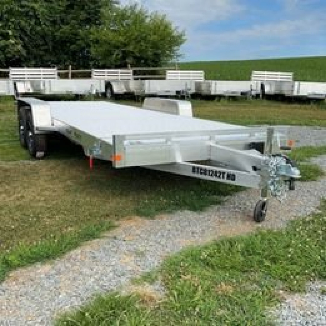 New 2024 BEAR TRACK 81X20' TILT Tilt Trailer