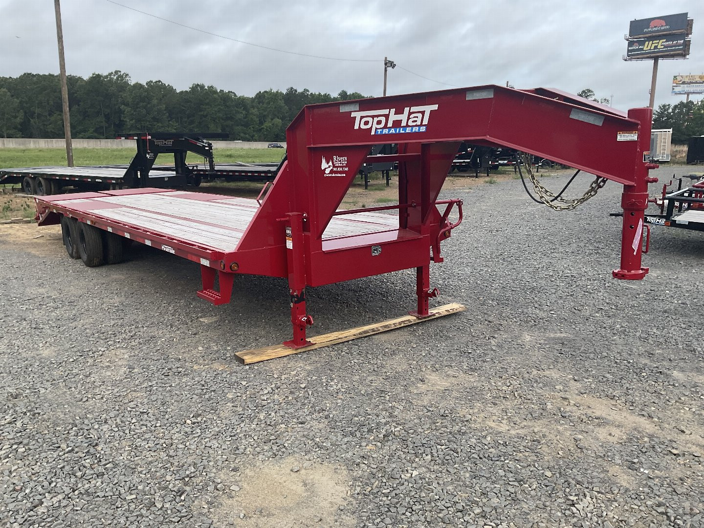 New 2024 TOP HAT TRAILERS Deckover Gooseneck 25+5 24,000 lb GVWR with ...
