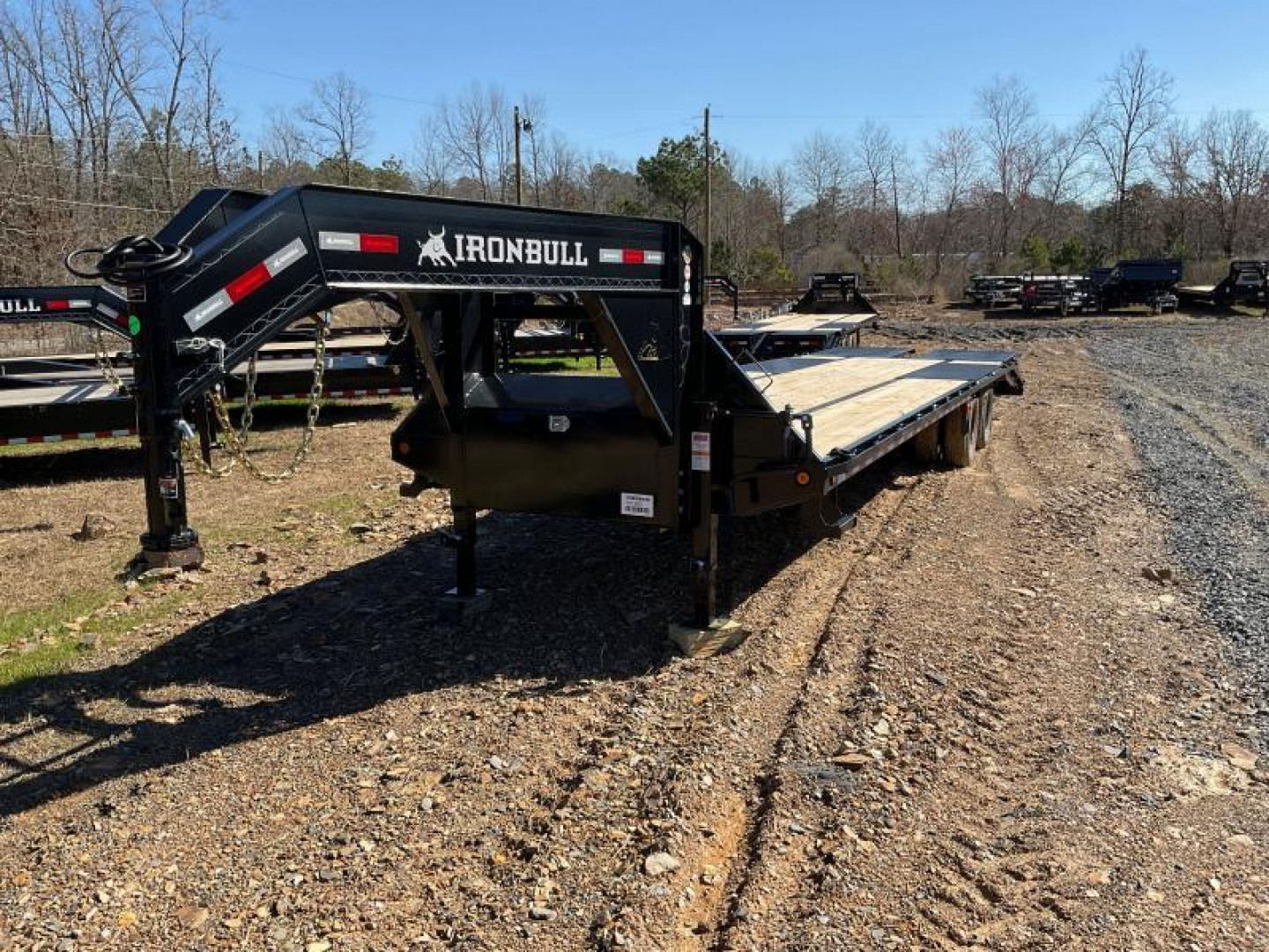New 2023 IRON BULL FLG22 102x40 Deckover Trailer
