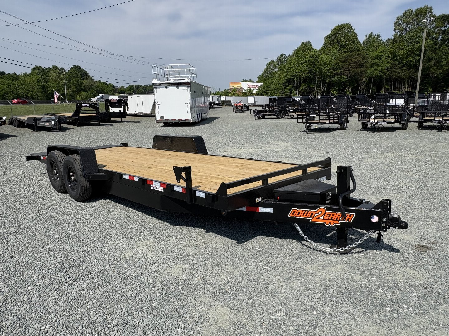 New 2025 DOWN 2 EARTH TRAILERS 22ft 14K w/ Power Tilt Trailer