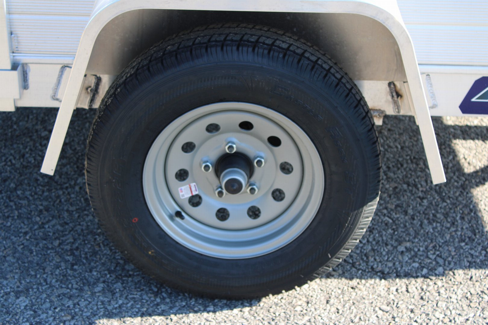 New 2025 ALUMA 548 w/ 12" Solid Sides and Tailgate Utility Trailer for ...