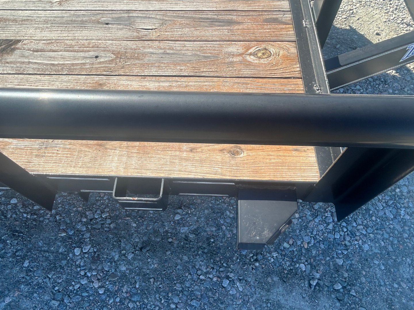 New 2022 Texas Bragg 16P w/ Split Gate