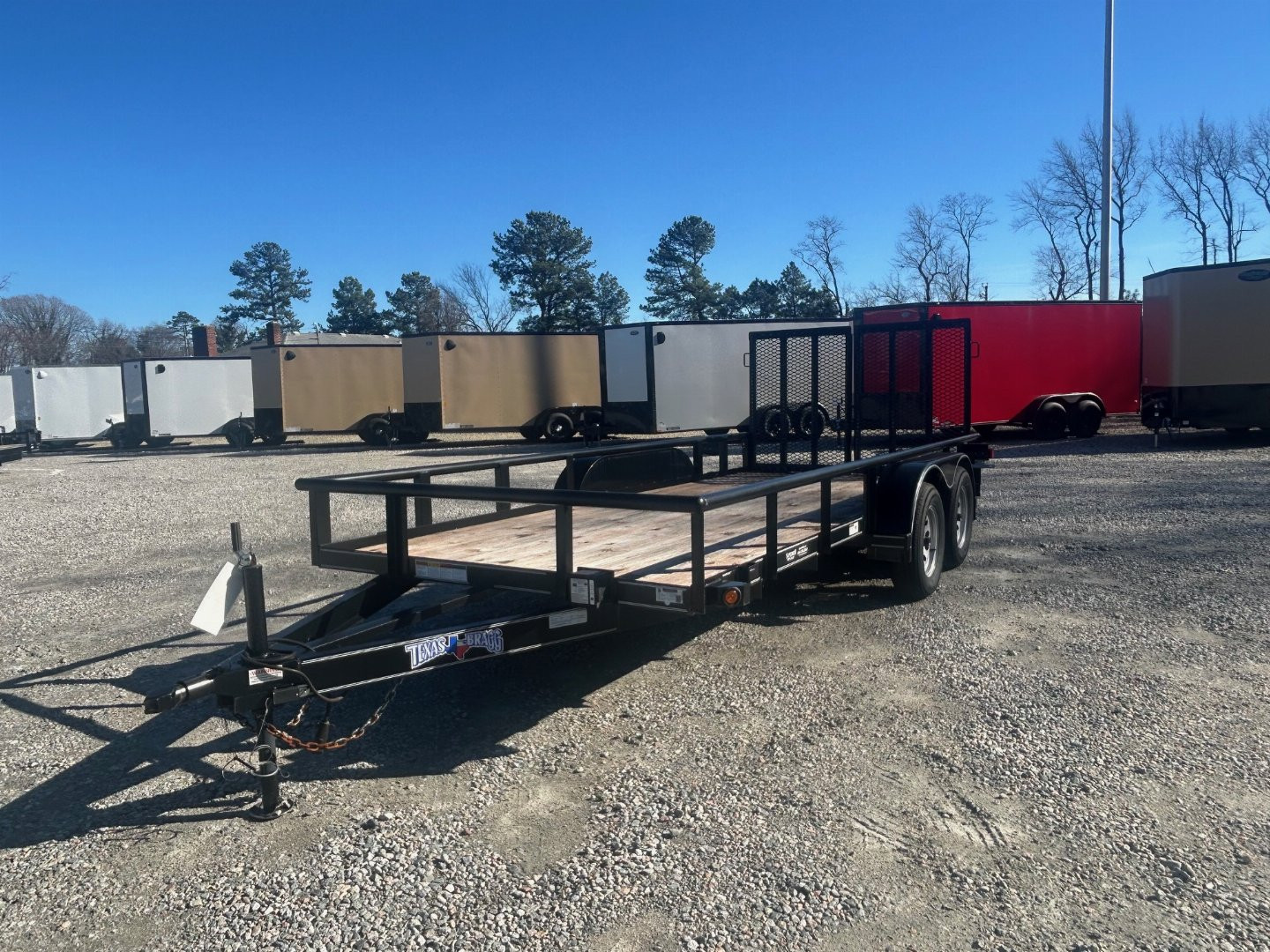 New 2022 Texas Bragg 16P w/ Split Gate