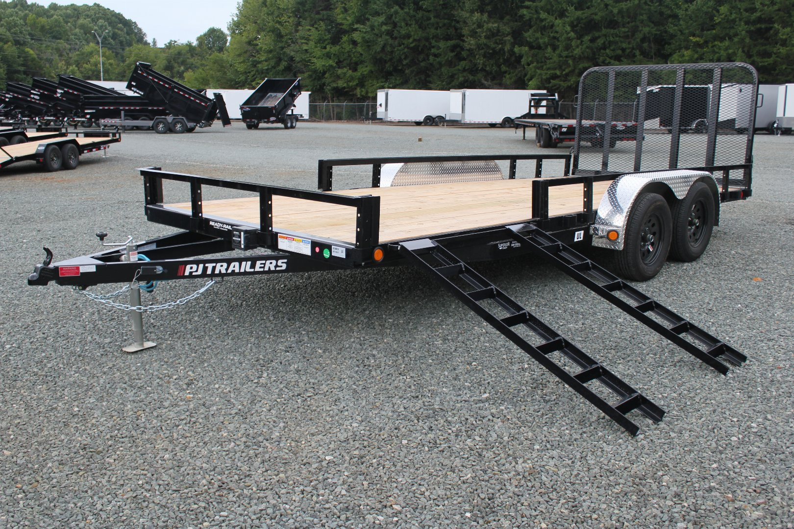 New 2025 PJ TRAILERS 18' UL 7K w/ Fold Up Gate & ATV Side Mount Ramps ...