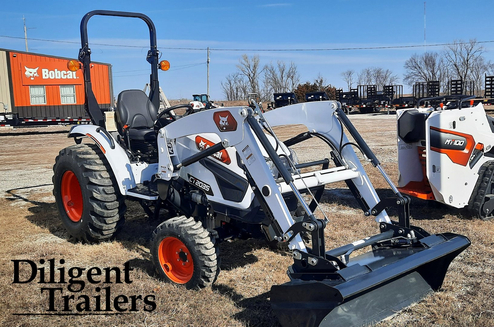 New Bobcat CT2035 HST Compact Tractor