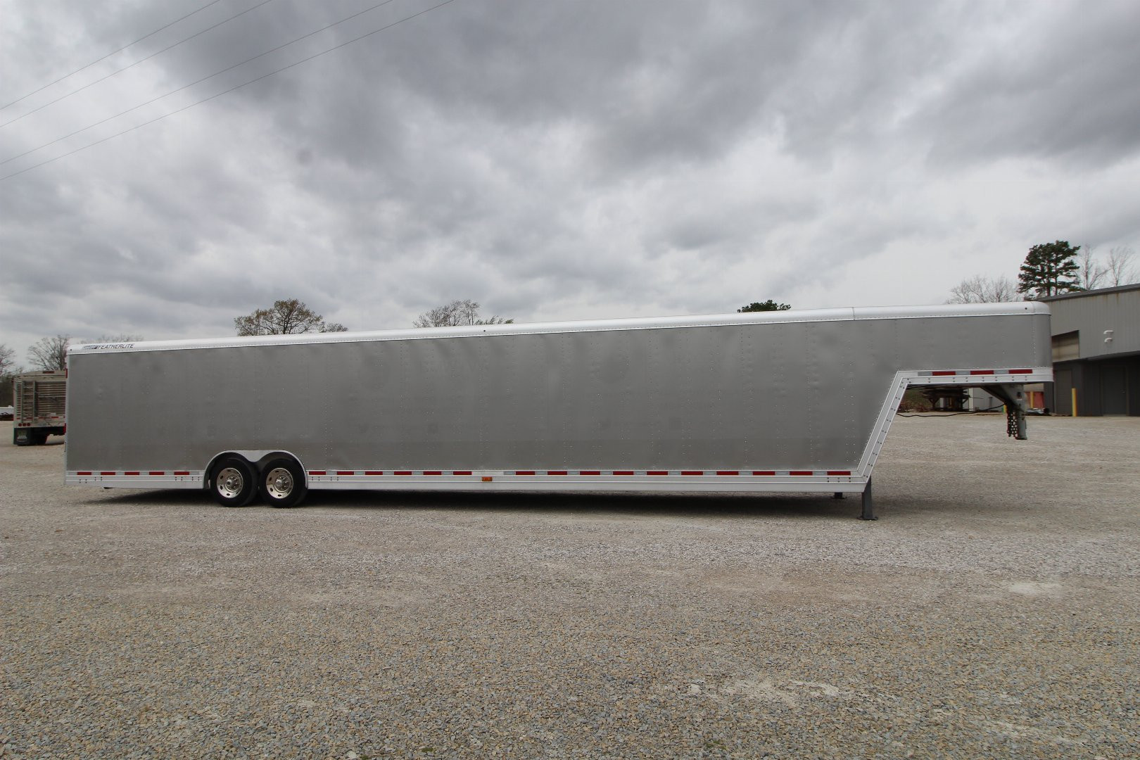 Used 2014 Featherlite Trailers 4941-0040 Car / Racing Trailer
