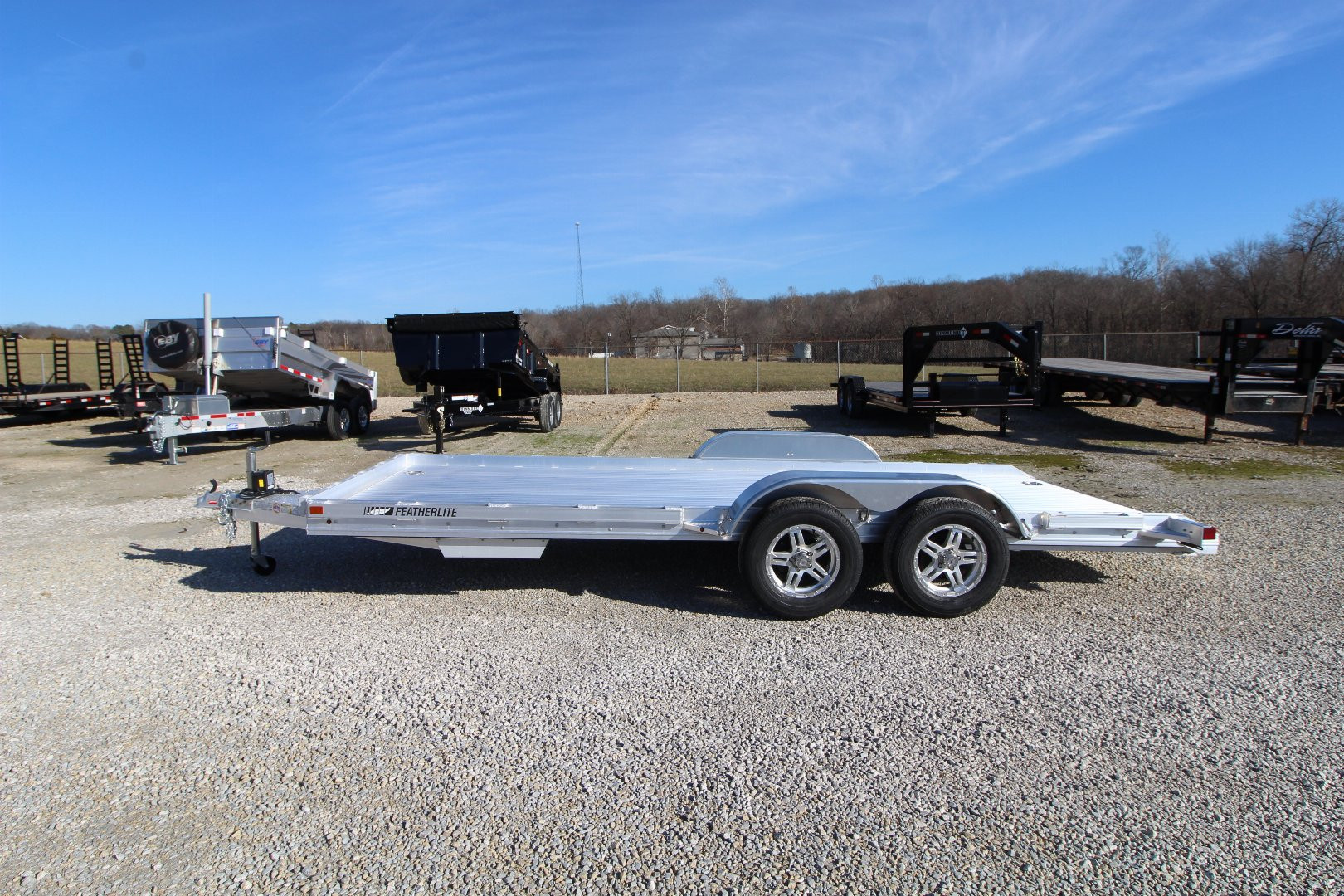 New 2025 Featherlite Trailers 3110-0017 Car / Racing Trailer