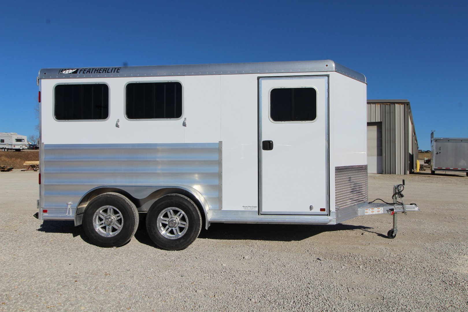 New 2025 Featherlite Trailers 9400-7224 Horse Trailer