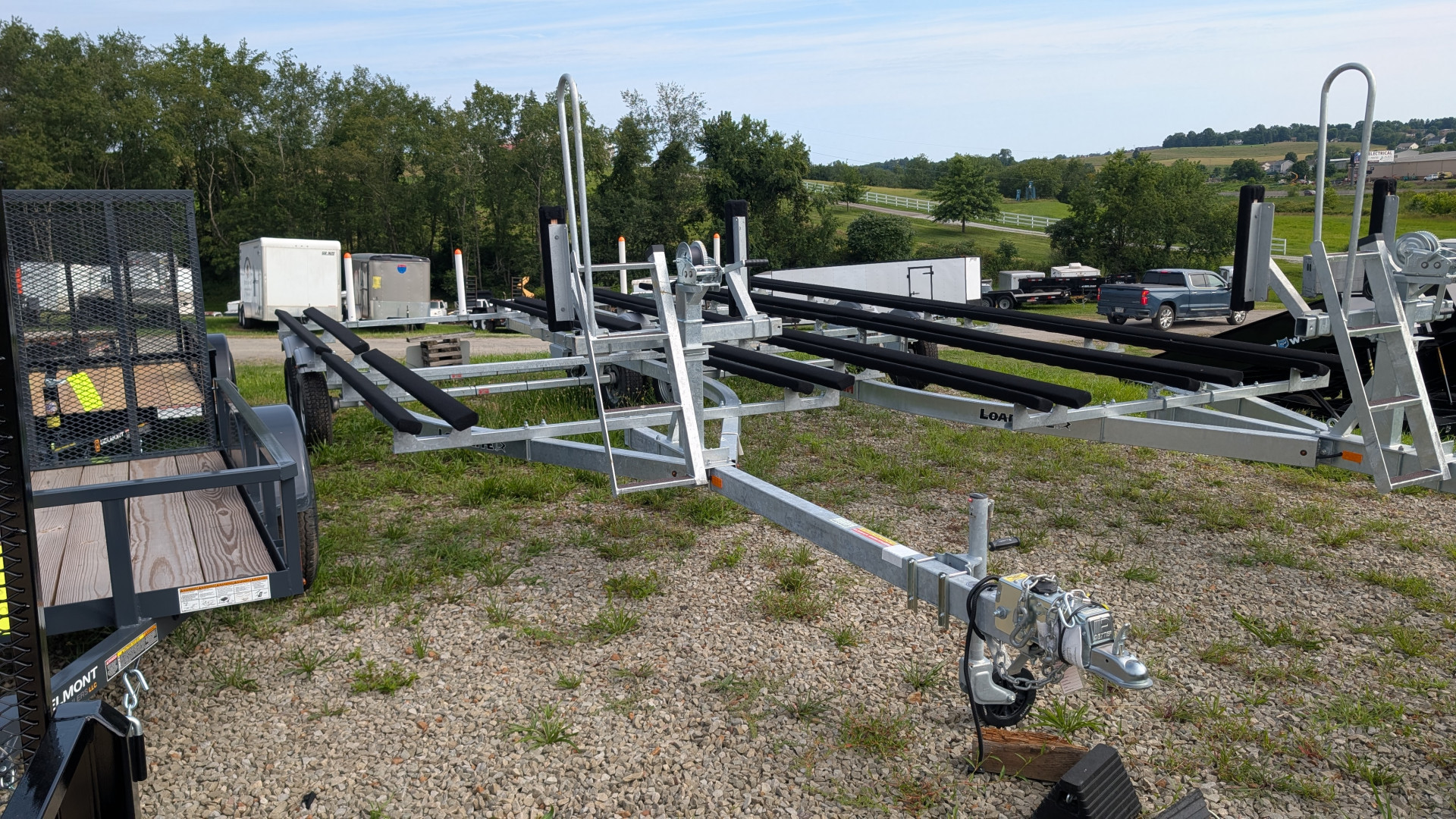 New 2025 Load Rite 22' to 24' Pontoon Boat Trailer