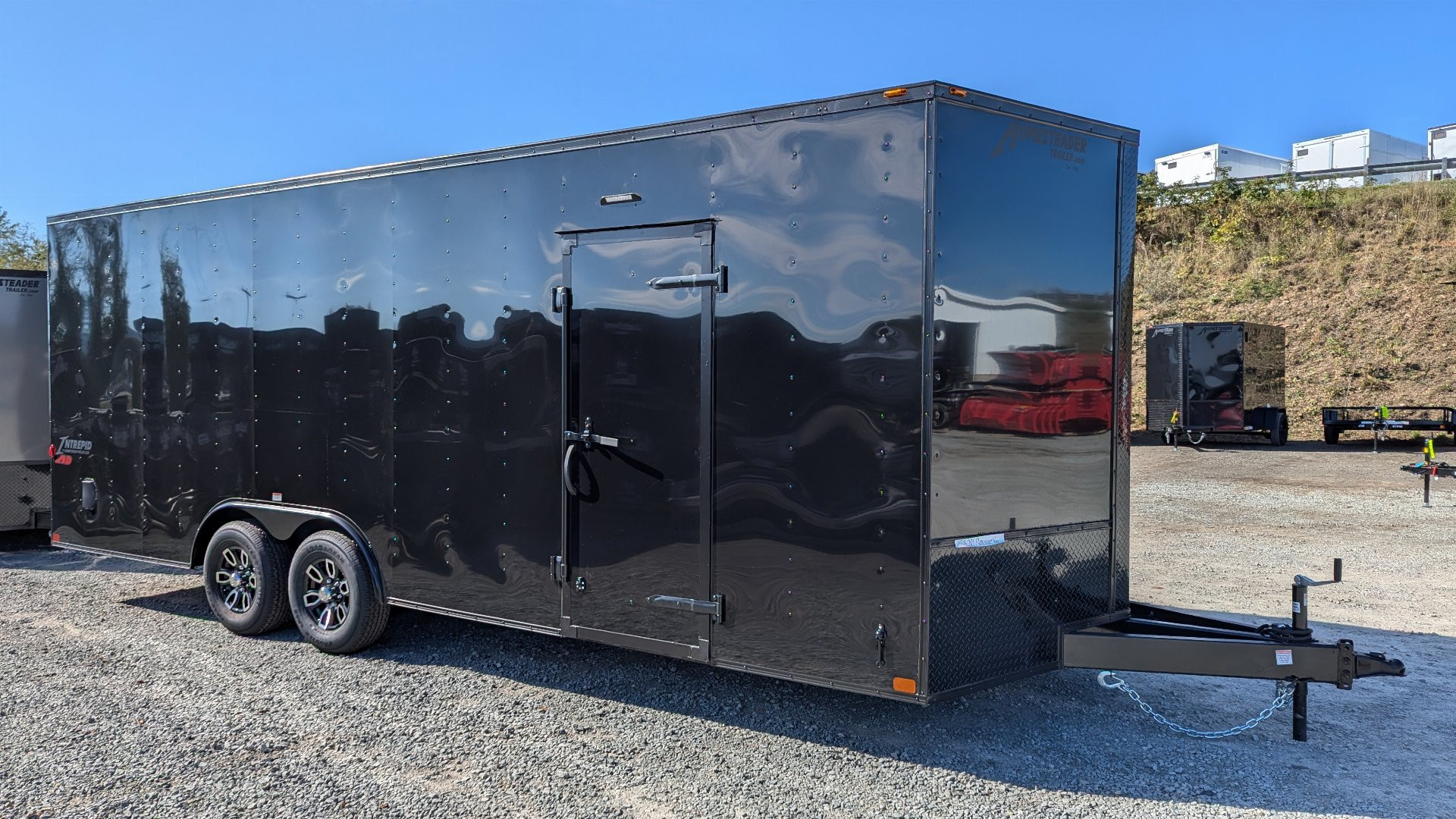 New 2025 Homesteader 8.5 x 22 HD SERIES Intrepid Car Hauler w/ Ramp (84 ...
