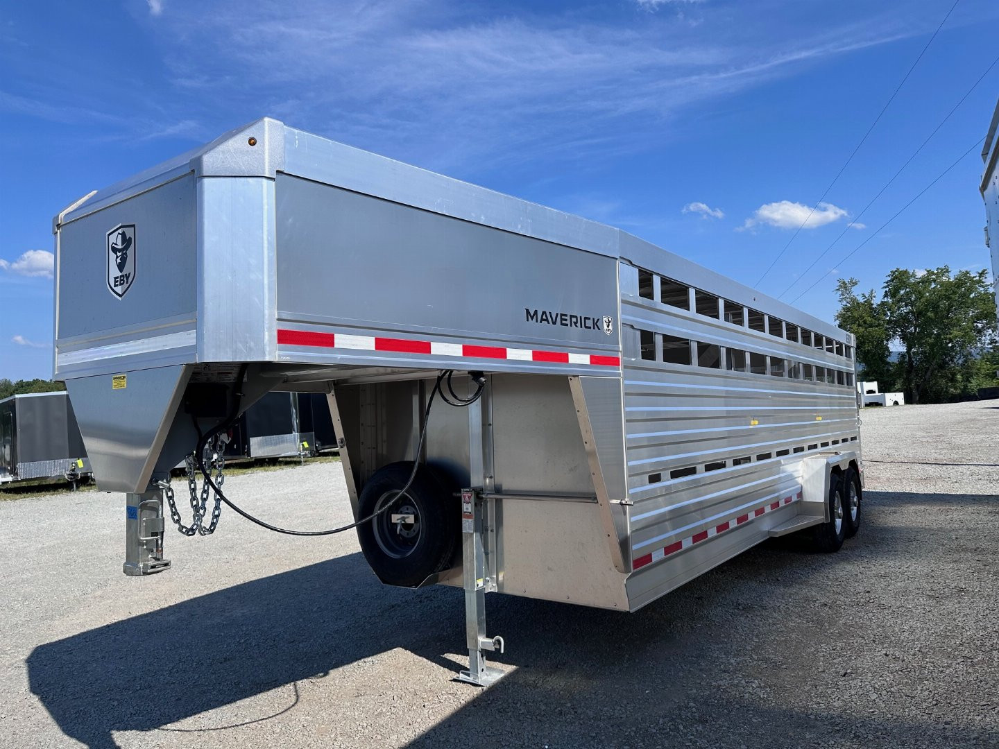 New NEW 2025 EBY MAVERICK 24' Gooseneck Aluminum Stock Trailer w/ 2 ...