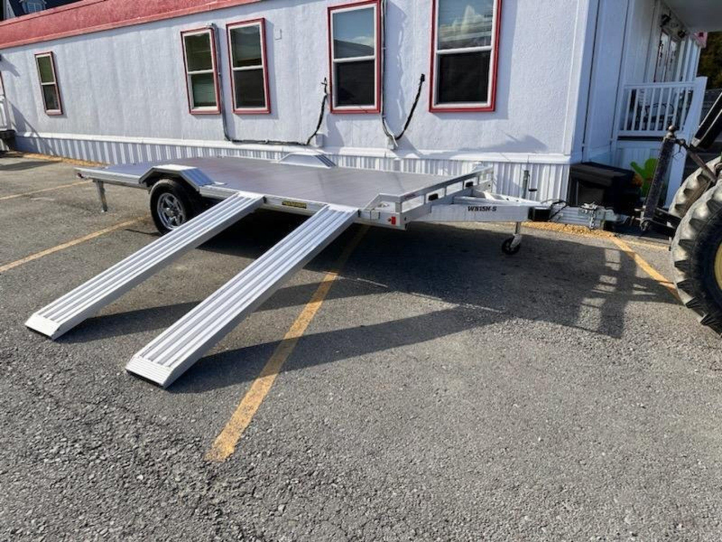 New 2024 Aluma 8x15 HD Drive-Over Fender Utility Trailer w/ Brakes ...