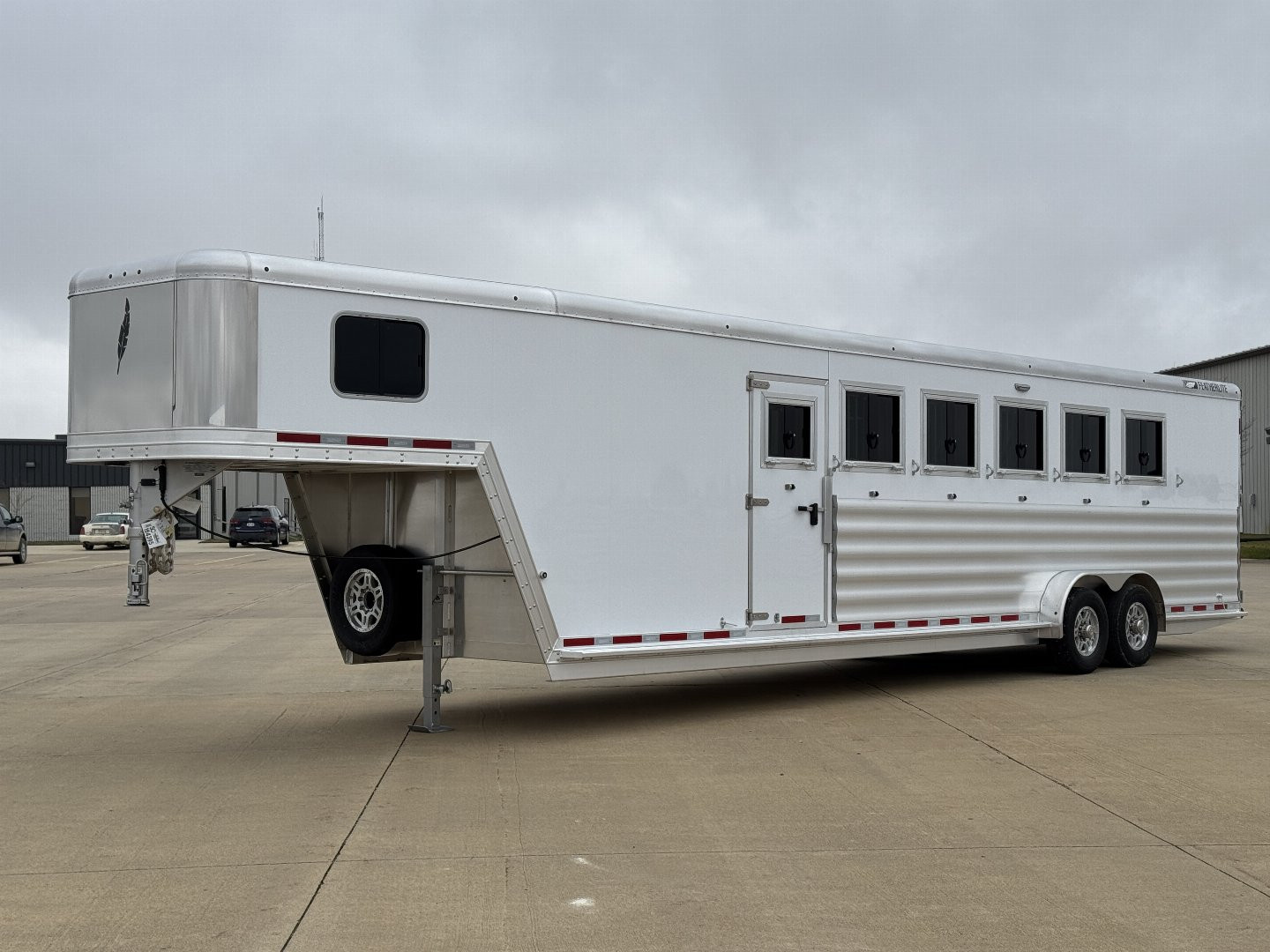 New 2025 Featherlite Trailers 9600 PREMIER TACK 6 Horse Trailer