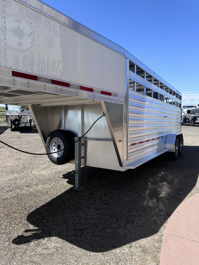 New 2025 Featherlite Trailers 8117 GN STOCK Stock / Stock Combo Trailer ...