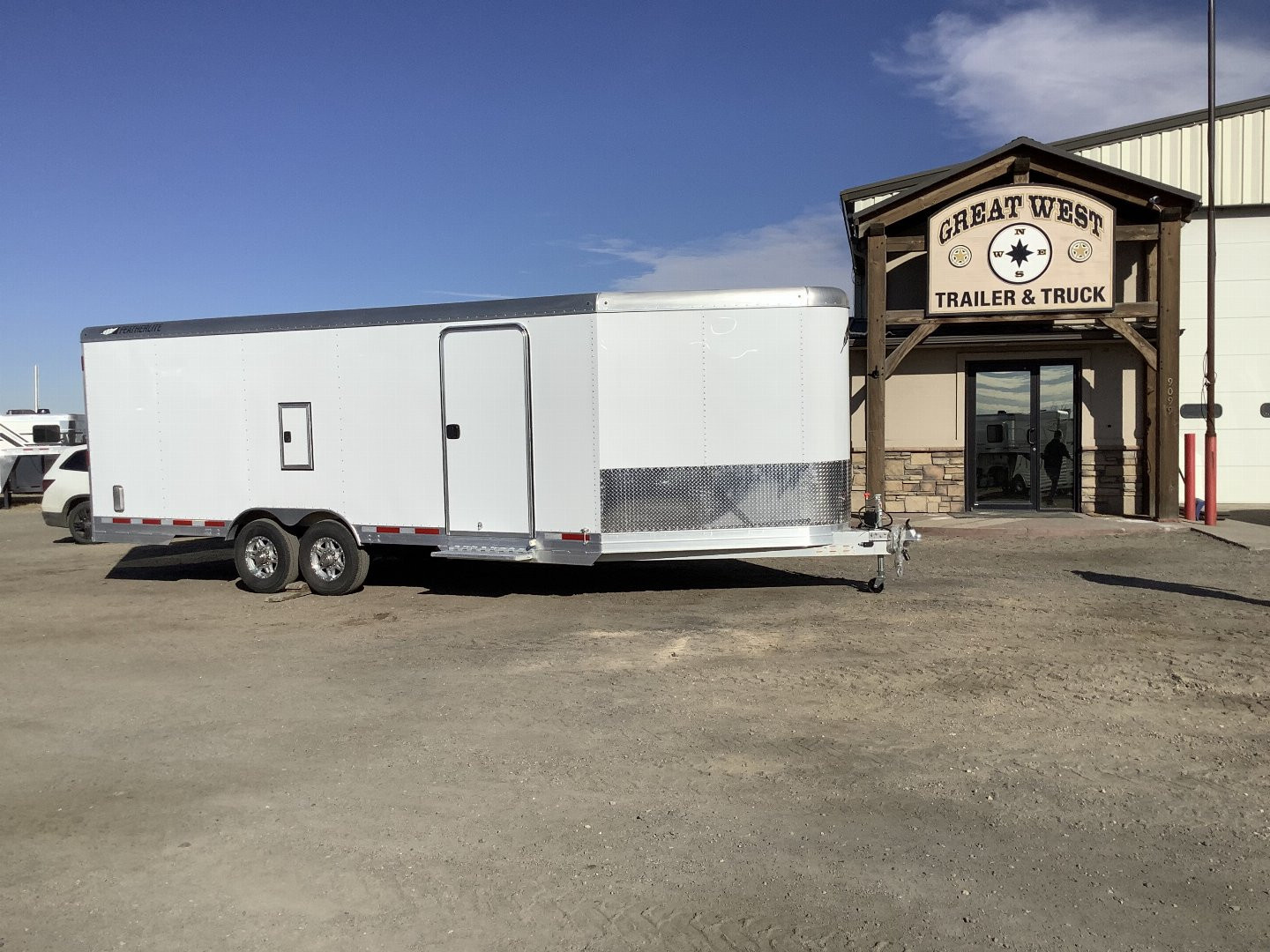 New 2024 Featherlite Trailers 4926 Perfect Fit Tri-Sport Trailer