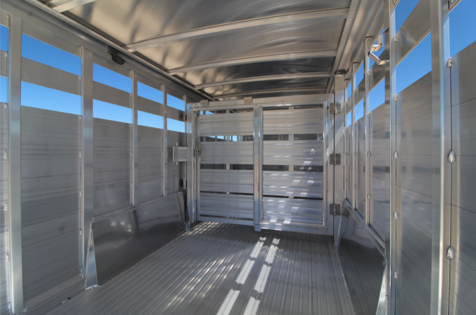 New 2024 Featherlite 8127 20' PERFECTFIT Stock Trailer for sale in Fort ...