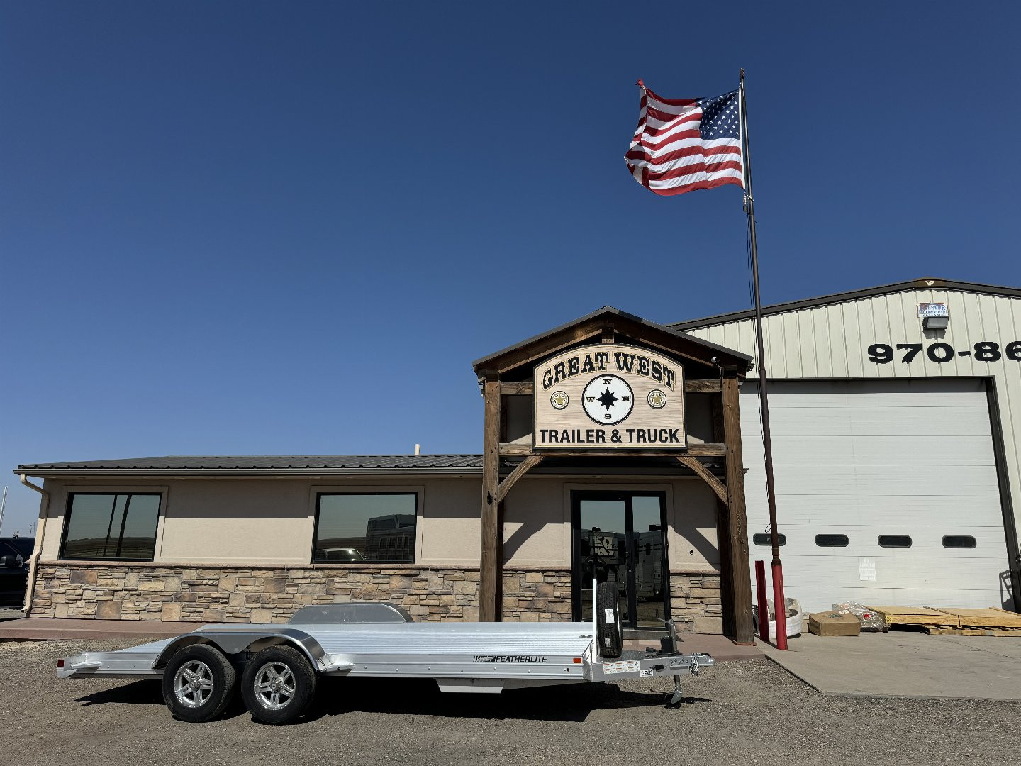 New 2023 16ft Featherlite Open Car Hauler/Trailer