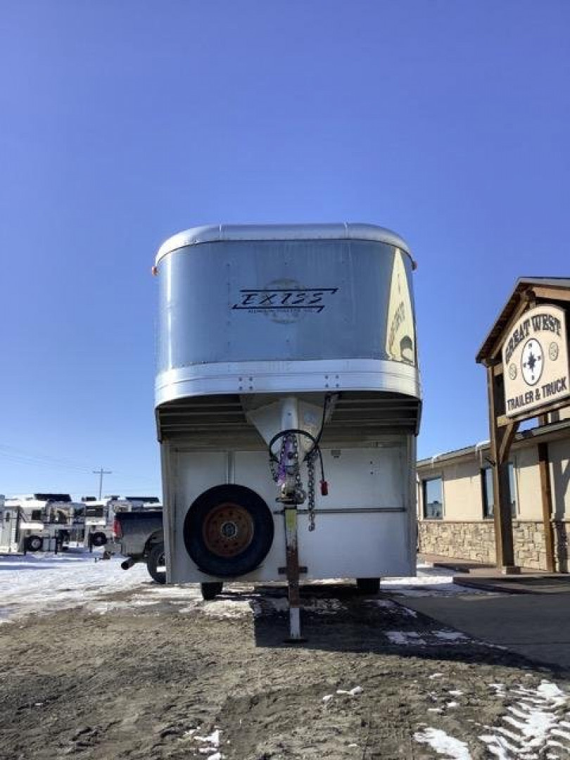 Used 2001 Exiss 4 Horse Gooseneck Horse Trailer for sale in Fort Morgan, CO
