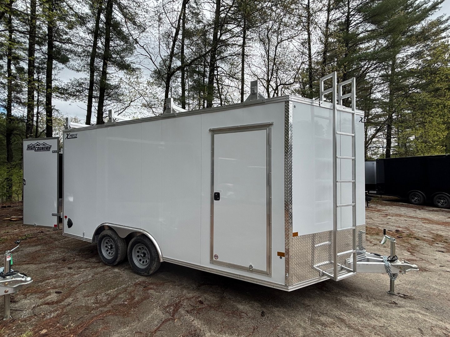 New 2025 High Country 8.5x16 V-Nose- Aluminum trailer/Contractor ...