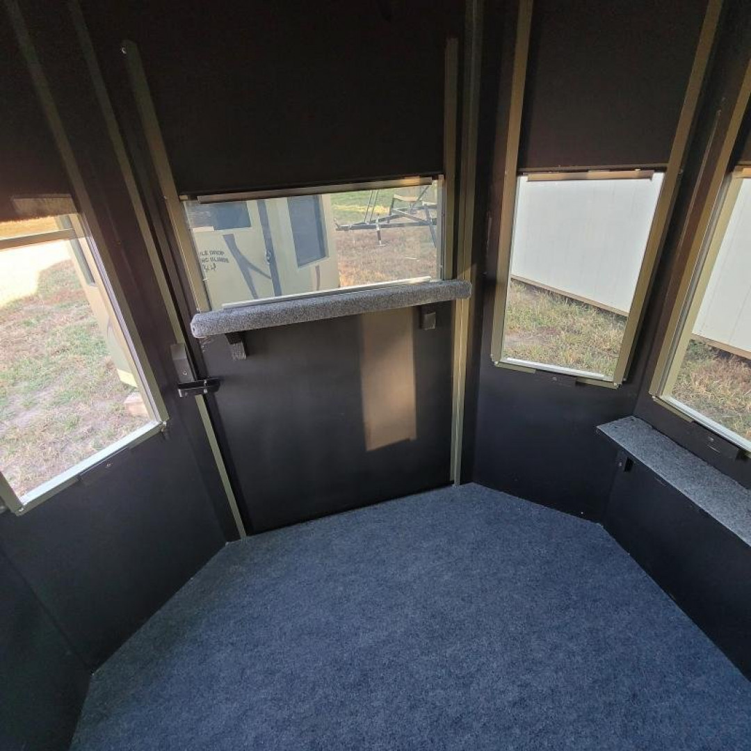 New 6x6 Double Drop Hunting Blind