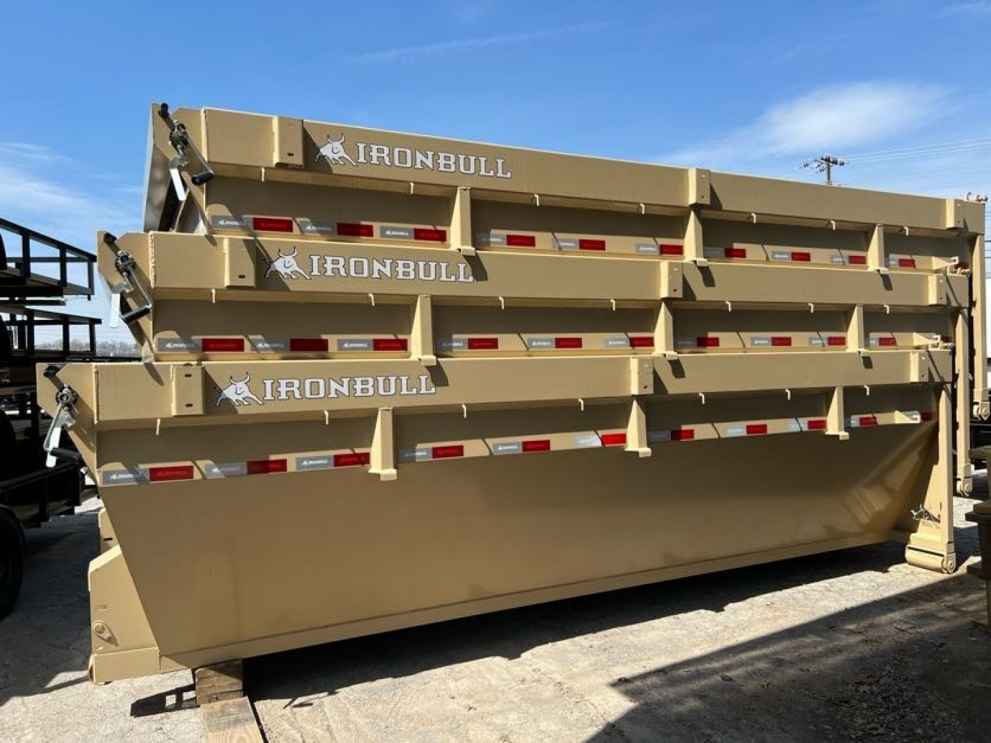 New 2025 Iron Bull RB 83X16 ROLL OFF BIN Dump Bin