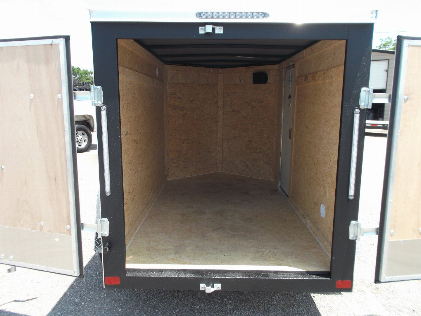 New 2025 COVERED WAGON TRAILERS 5x8 SA Cargo Trailer / Enclosed Trailer ...