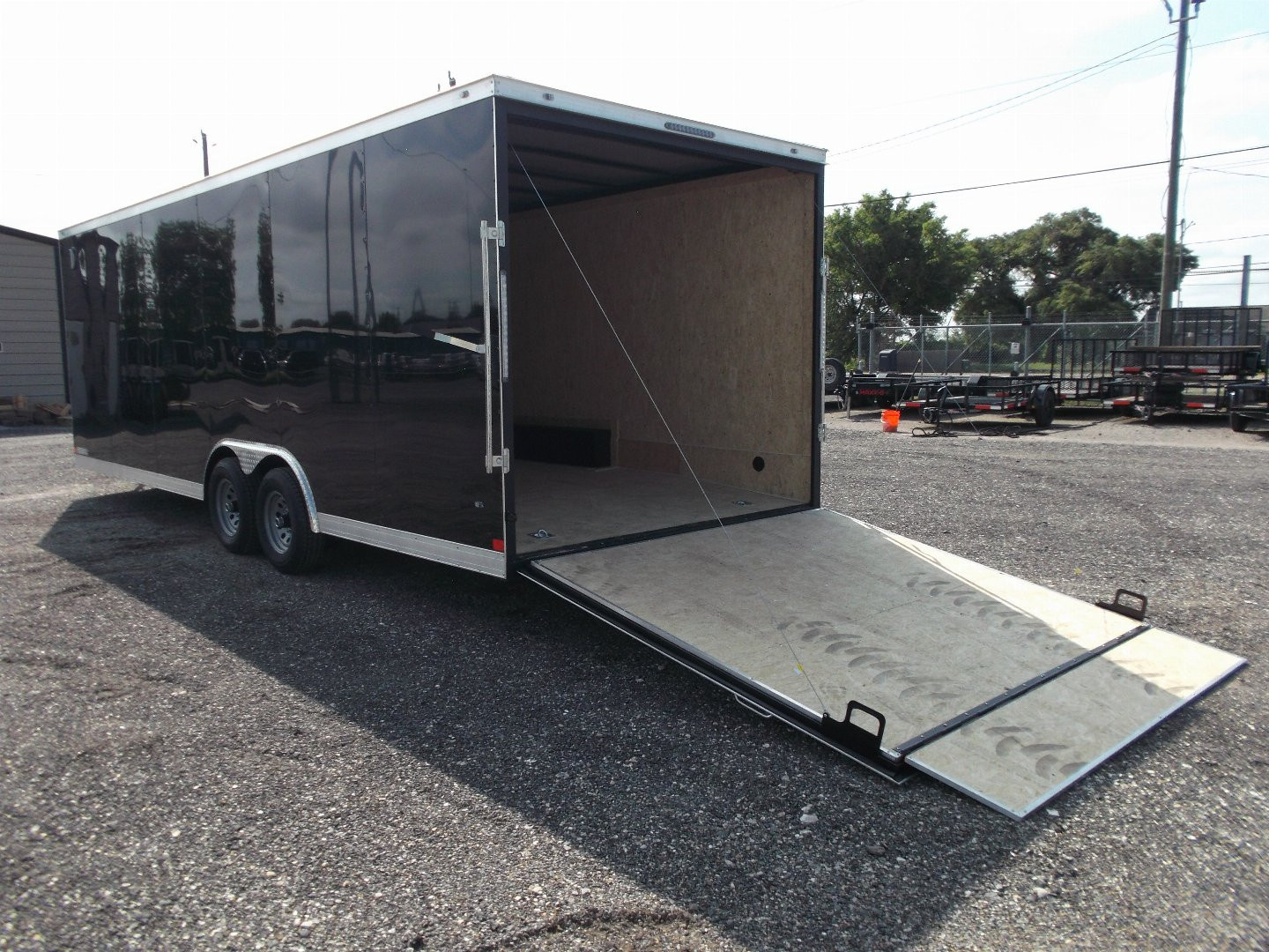 New 2025 COVERED WAGON TRAILERS 8.5x24 Cargo / Enclosed Trailer ...